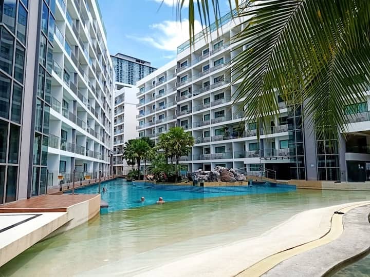 Laguna Beach Resort 1 Вид на бассейн - Pattaya City