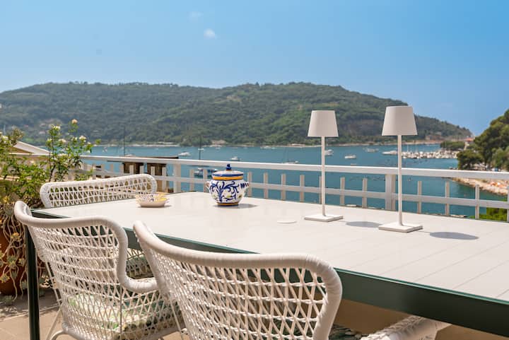 [Houseofpoet] Parking+2 Seaview Terrace+beach+a/c - Porto Venere
