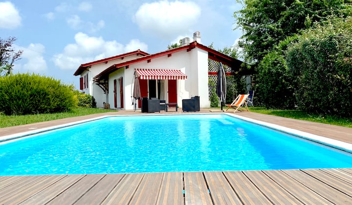 Maison Basque Familiale Et Piscine Chauffée 9 Pers - Bayonne
