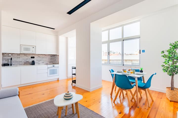 Urban Haven: 2br Modern Retreat - Lisboa