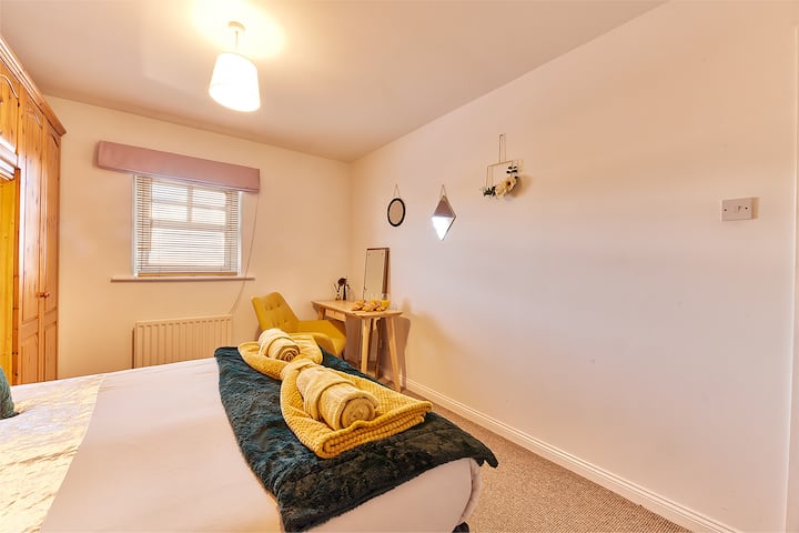 Bright, Spacious Apartment - South Shields