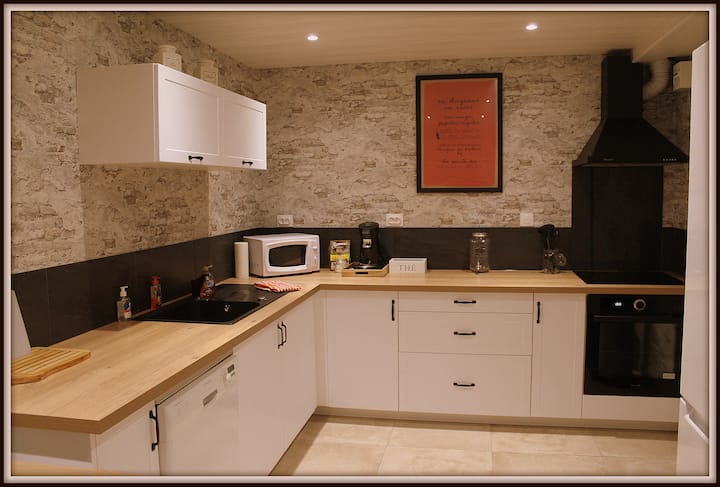 Logement Entier à La Campagne,
3 Km De Ch-gontier - Château-Gontier-sur-Mayenne