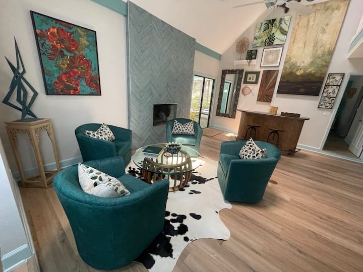 Casa Blanca @ El Tropicale Vacation Rentals - Lakewood Ranch, FL