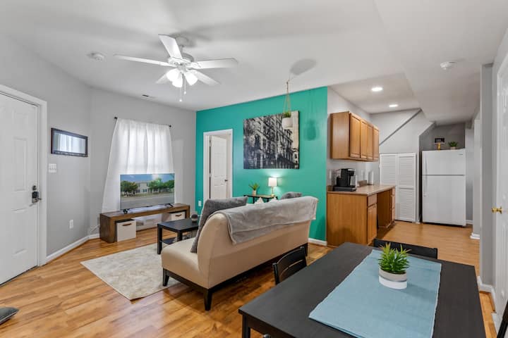 Spacious Apartment Close To Mwh - Fredericksburg, VA