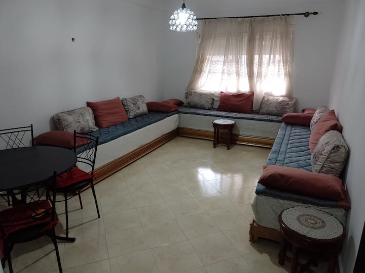 Bel Appartement Sur La Corniche , Tgv Est A 2 Min - Tangier