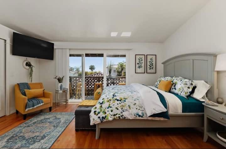 Cozy Studio Steps From The Beach - Torrey Pines - San Diego