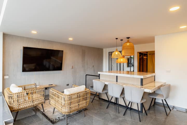 Amazing 3br Condo In Provenza W/ac | Best Location - Medellín