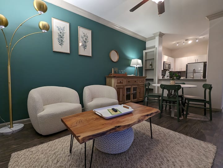 The Green Room 2.0 - League City, TX