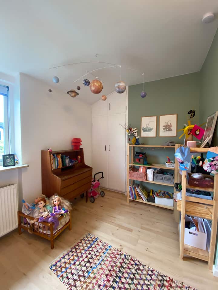 Familievenligt Hus I Odense Sv - Odense