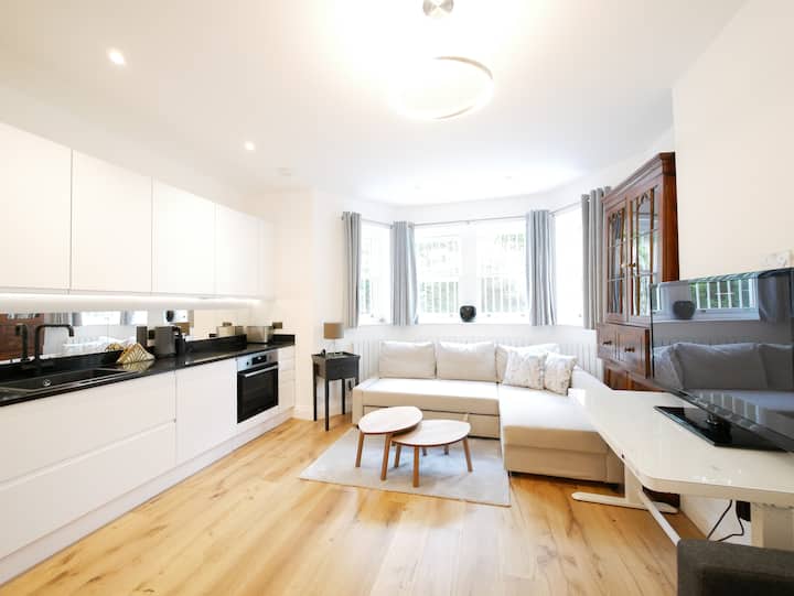 Newly Refurbished 2 Bed Apartment In Paddington - London Paddington Station