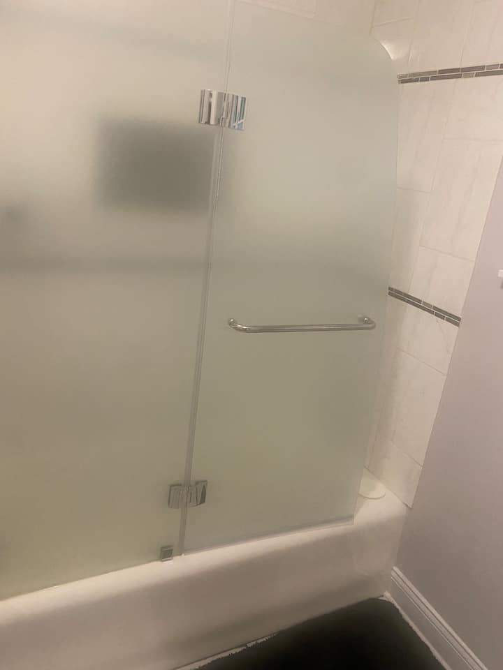 Private 1b Shared 1ba; Quiet Area - Zion, IL