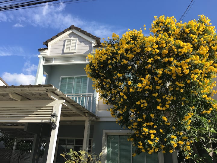 Comfort Home Near The River - Mueang Pathum Thani District