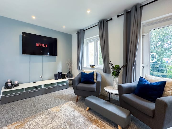 Boutique Townhouse - Sleeps 8! Perfect For Groups! - Bristol