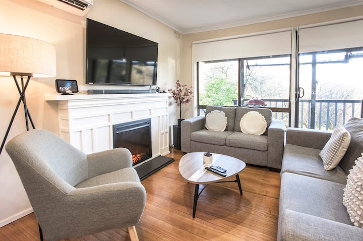 Little House Olinda – Mt Dandenong Hideaway For 6 - Dandenong Ranges