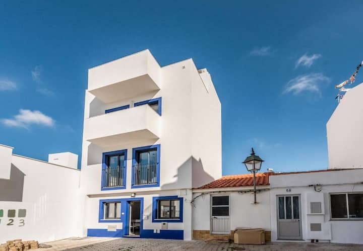 Sea And River View Townhouse - Alvor