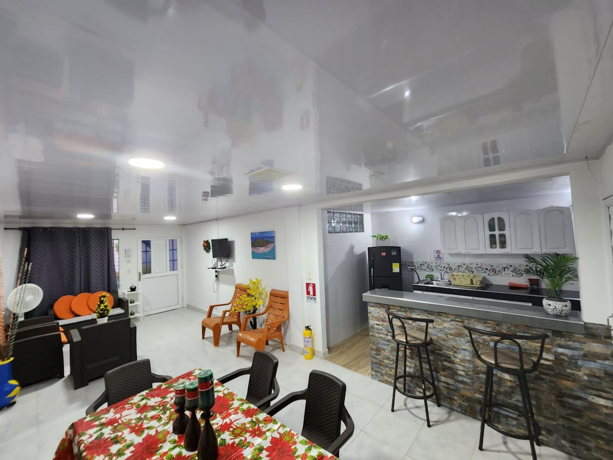 Apt. Familiar, Bien Ubicado, amplio, cómodo 101 - Airbnb