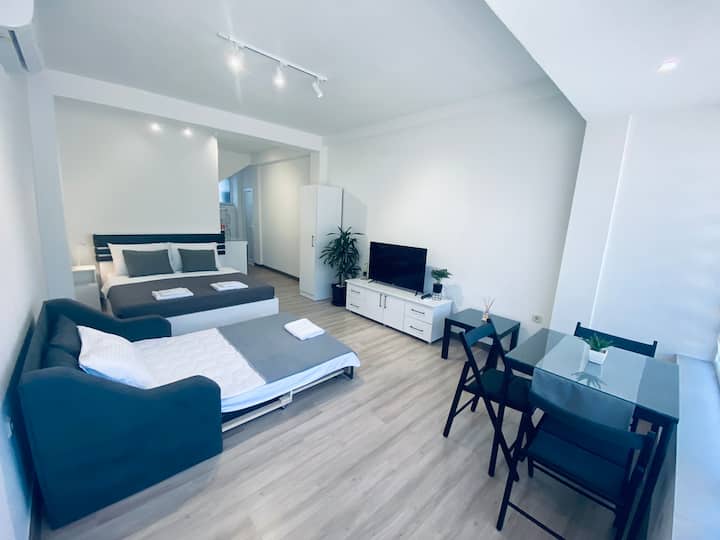 Stylish Grey Apartment - Ohrid