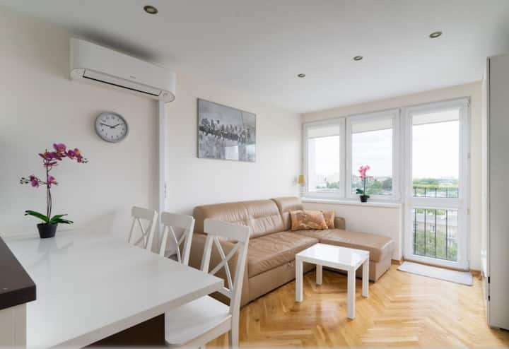 Cozy 1 Br With Ac In The Heart Of Warsaw - Varsovia