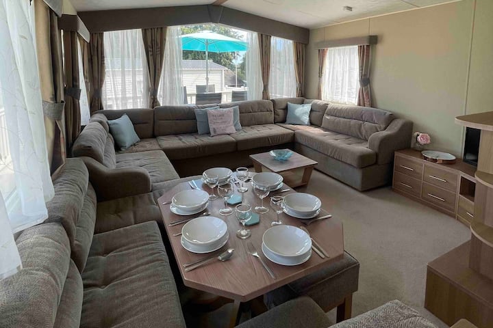 Cosy Chalet By The Sea - Paignton