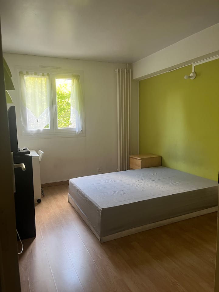 Chambre D’un Appartement Le Meé - Dammarie-les-Lys
