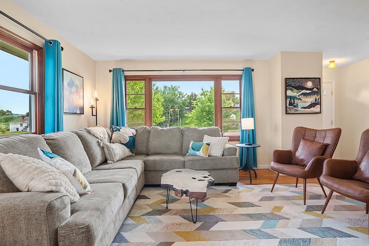 Mid-century Magic - Huge Space - Rapid City, SD