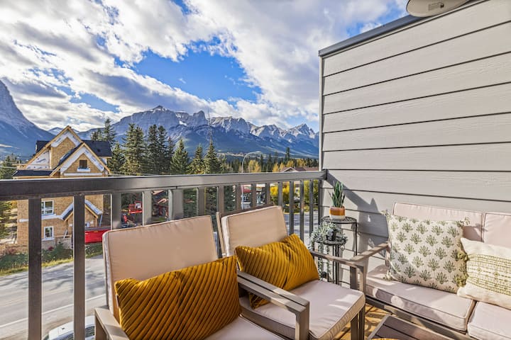 Hottub,htpool,freeparking,mntview,3br,8ppl-k202 - Canmore