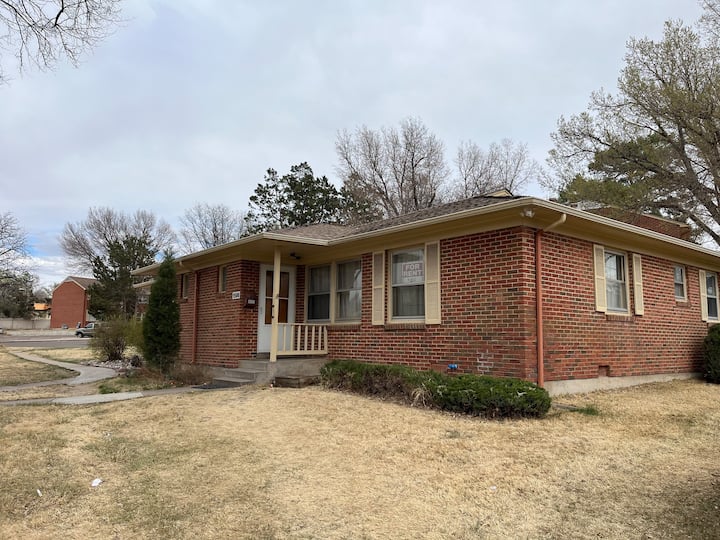 Cute Condo 2 Min Away From Csup - Pueblo, CO