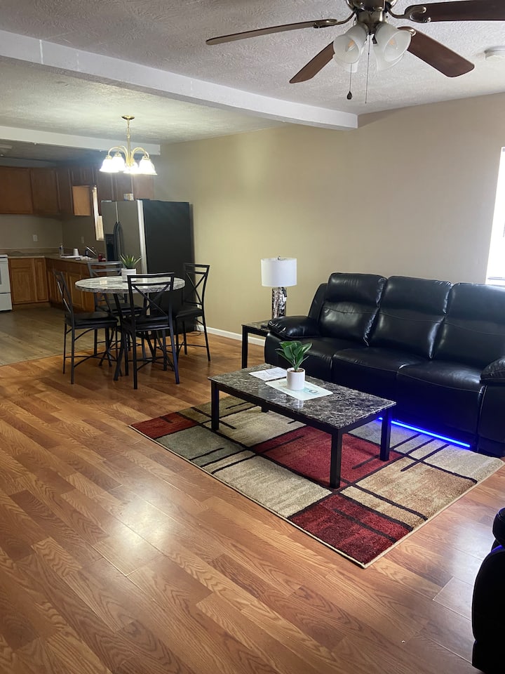 The Classic Private Cottage - Lake Charles, LA