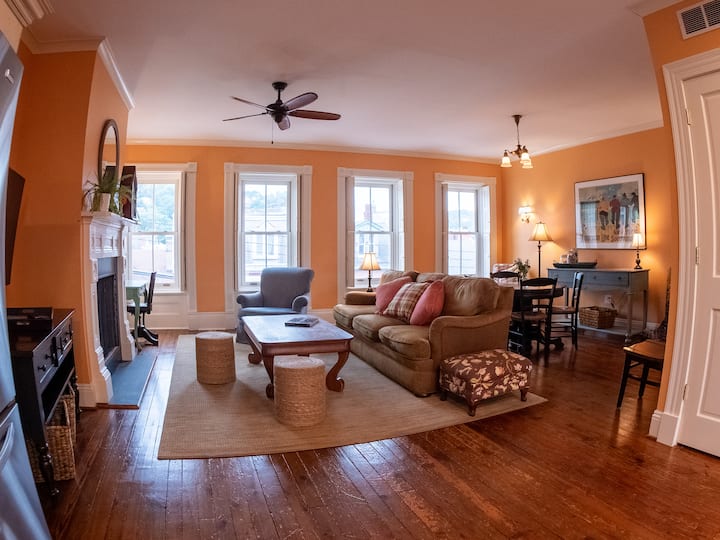*Rooftop Deck*off Street Parking*historic Home - Pittsburgh, PA