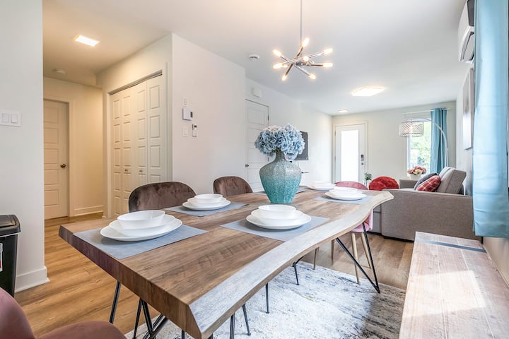 10-min La Ronde Ride! Cozy Place, Free Parking! - Longueuil