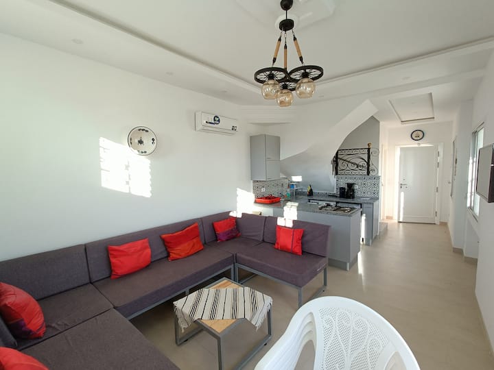 Duplex 4+4 A 5min A Pied D'une Plage Vierge - Hammamet