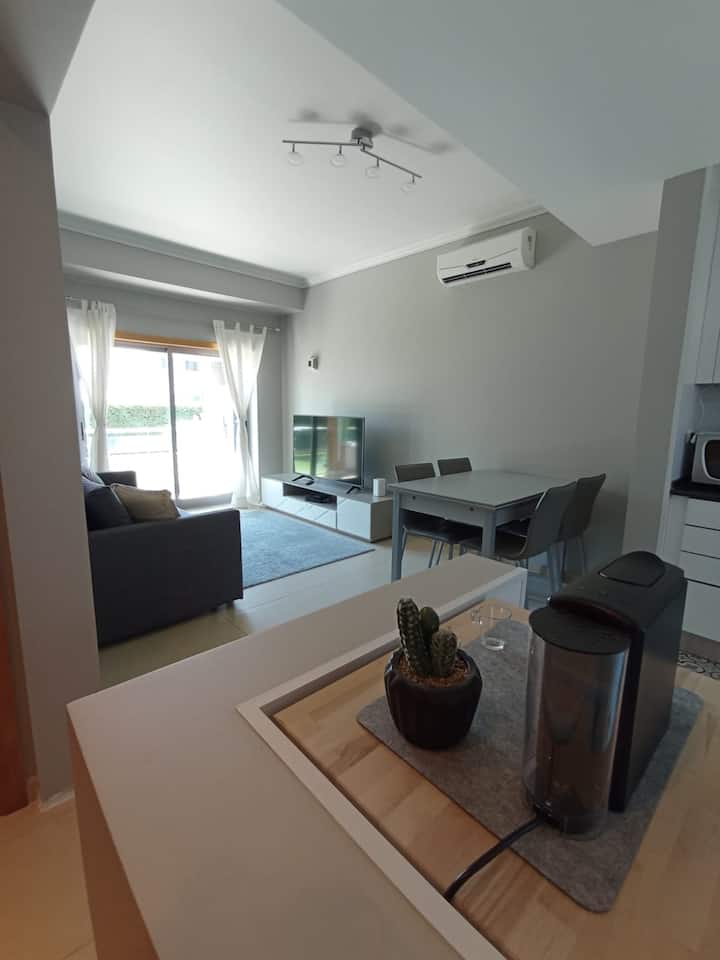 Quiet & Cozy Apartment With Pool - Algarve