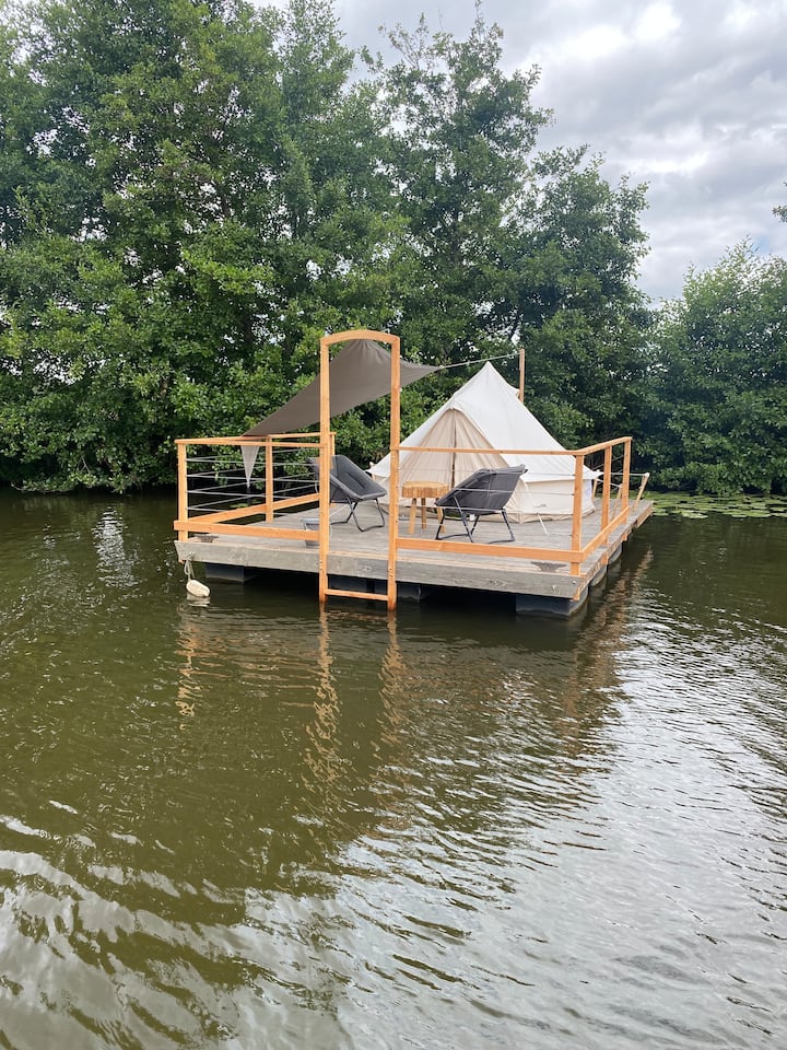 L’île Aux Pies - Tipi Flottant - La Gacilly