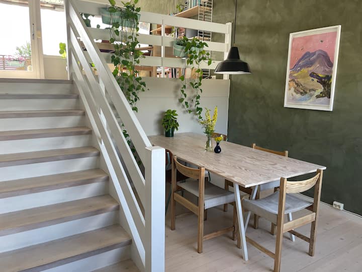 Sjarmerende Og Romslig Rekkehus - Oslo