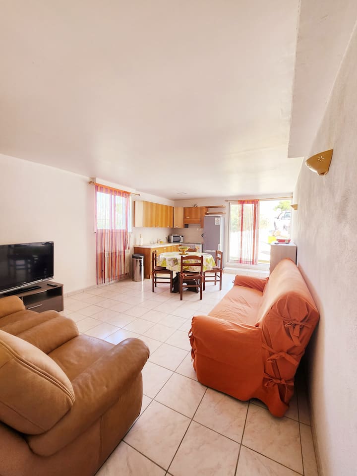 Le Brusc Bas De Villa Au Calme - Six-Fours-les-Plages