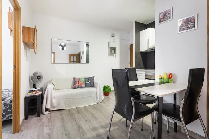 Acogedor Apto De 2 Habitaciones Cerca De Bcn Feria - L'Hospitalet de Llobregat