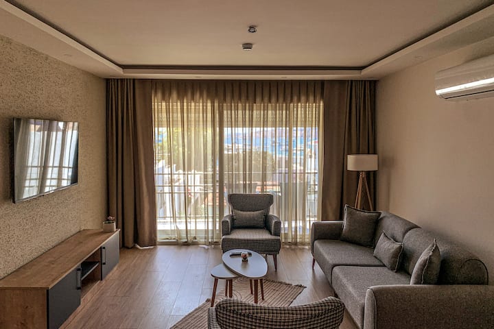 Deluxe Suite With Sea View & Balcony - Bodrum
