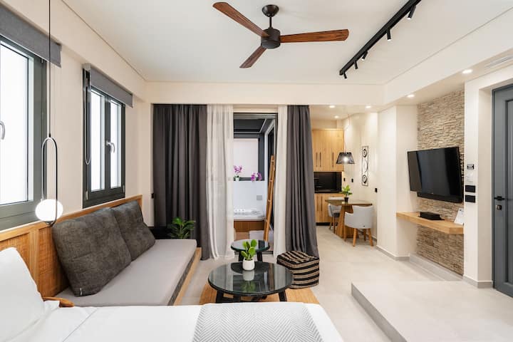 Legato Wellbeing Spa Suite Naxos Center Near Beach - Naxos