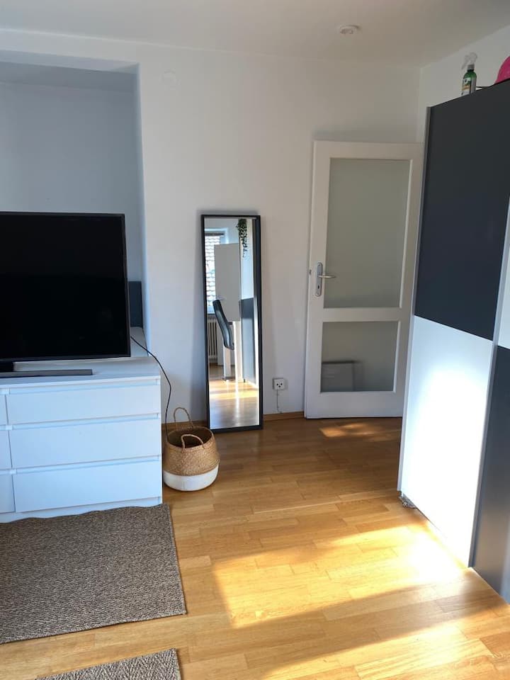 Central: 1 Min Walk Eng Garden, 5 Min To Old Town - Munich