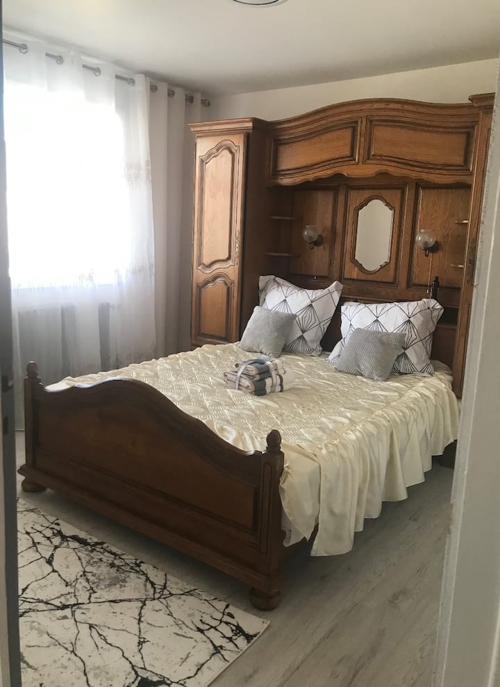 Appartement Court/ Long Séjour. - Privas
