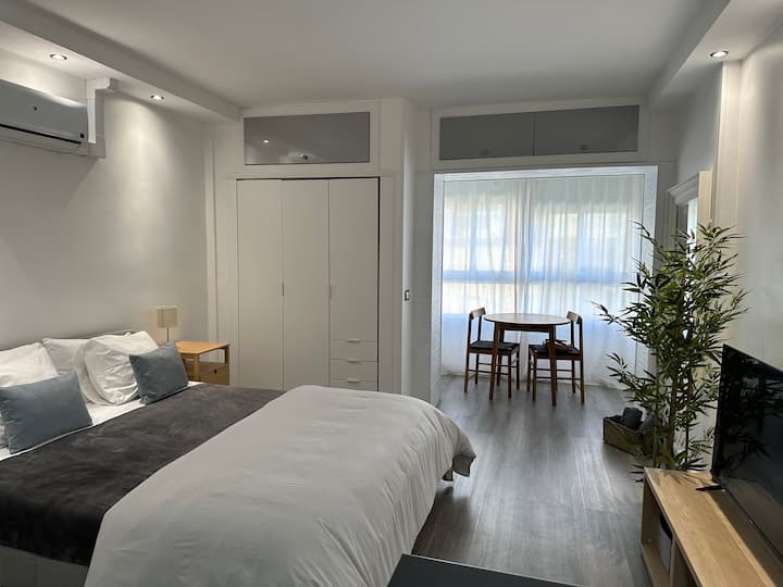 Nice Studio In Benalmadena, 10 Min Walk To Beach. - Benalmádena