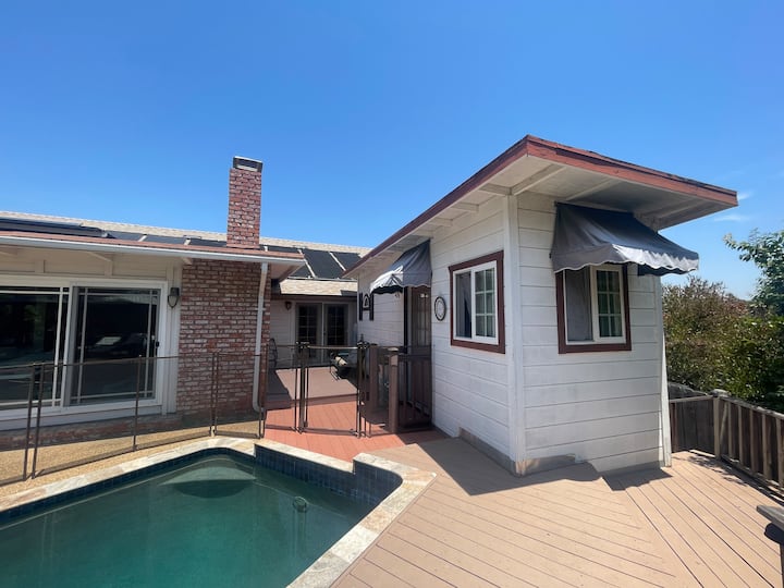 Stiny Little House - Poway, CA