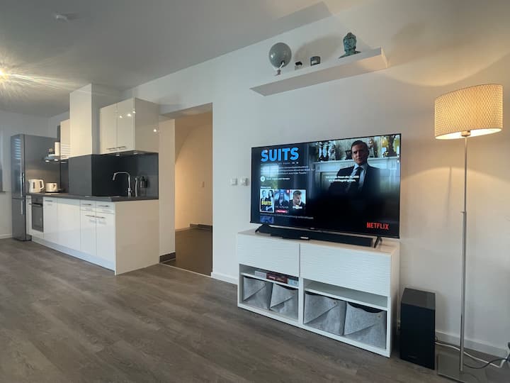 Grand Suite – Perfect For 6! Bbq, Parking, Messe - Neubiberg