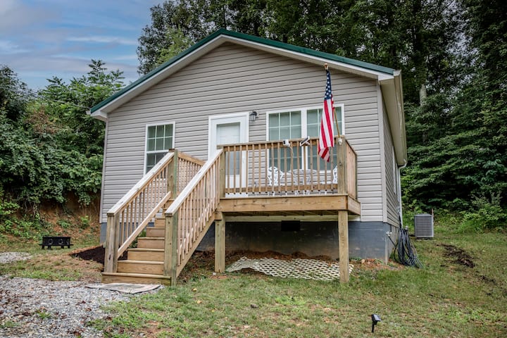 Quiet, South Holston Retreat - Bristol, TN