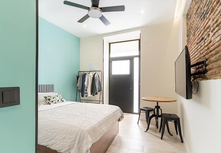Estudio Céntrico, Privado Y Con Llegada Autónoma - Madrid