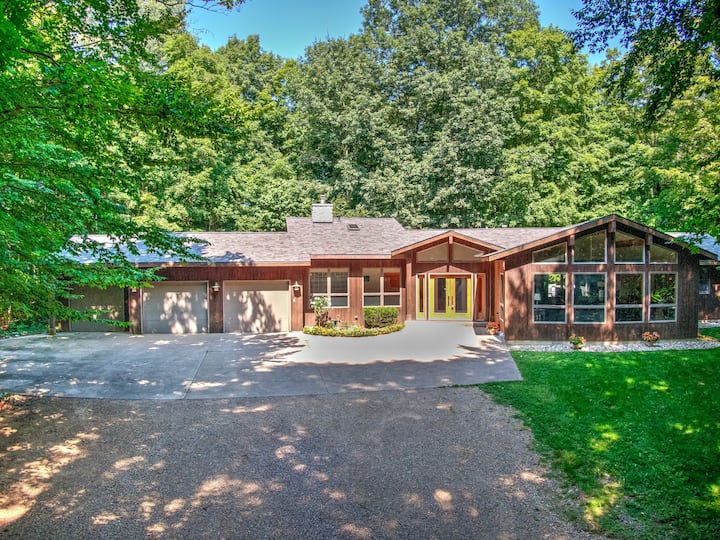 Private Nature Escape; Near Beaches & Pet Friendly - South Haven
