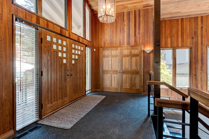 Portland Pool Lodge - Portland, OR