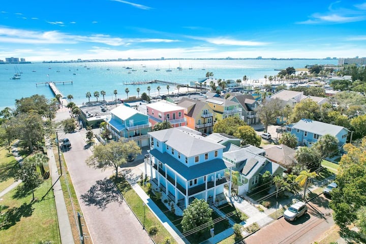 Blue House - St. Petersburg, FL