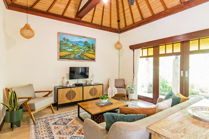 Charming Home For Young Families - Jimbaran