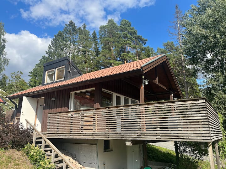 Eget Gästhus Med Stor Altan! - Åkersberga